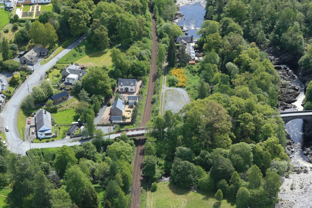 Network Rail's £3M Perthshire Bridge Project - Financial News