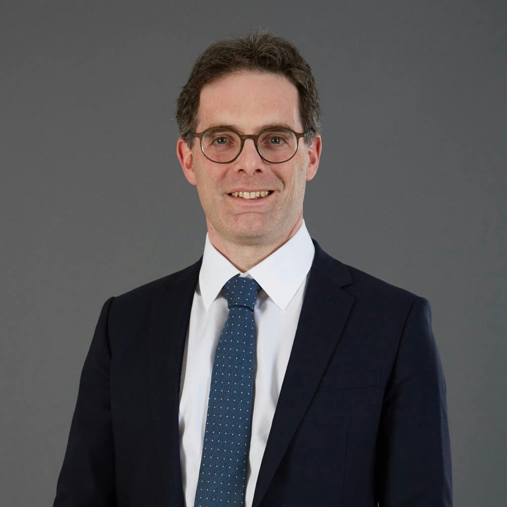 Andrew Dyson Appointed New UK Managing Partner at DLA Piper - Financial ...